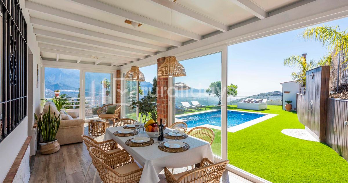 Villa Belen Torrox by Ruralidays