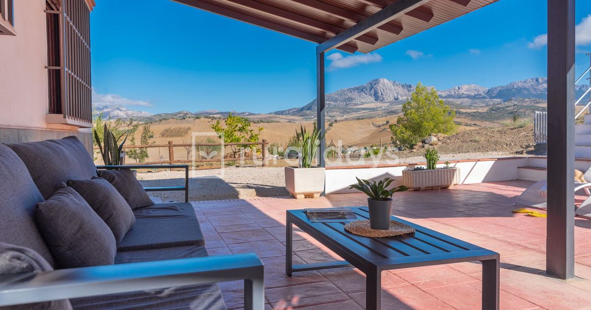 El Alcaide Casabermeja by Ruralidays